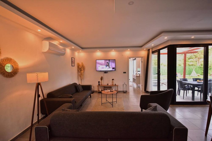 Enjoyable Villa Matisse With Ac In Charming Fethiye - Kayaköy