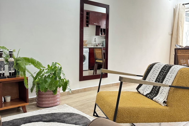 Urban Oasis With Terrace In The Heart Of Brazzaville - Kinshasa