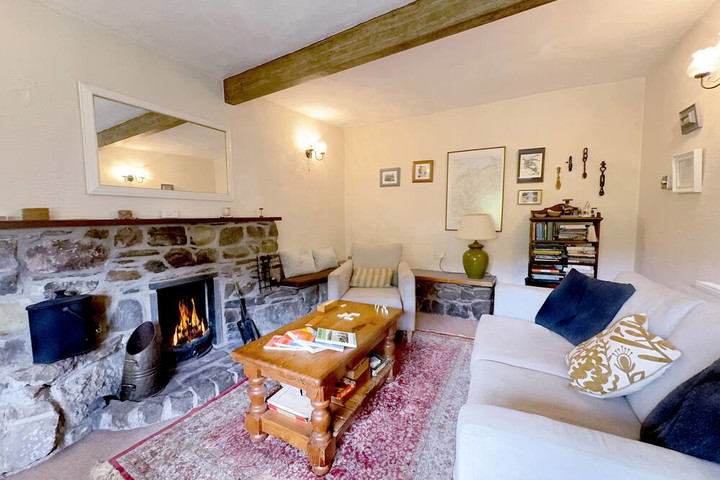 Ty Bont - Two Bedroom Cottage, Sleeps 5 - Penrhyndeudraeth