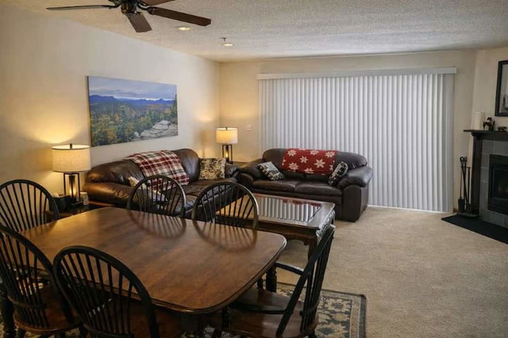White Mountain Retreat - Spacious 2br 2ba With Additional Sleeping Space - Conway, NH