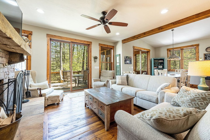 Timroc Ii, Five Star Reviews! Short Walk To The Lake, Hot Tub! Private 2 Acres! - Maryland (State)
