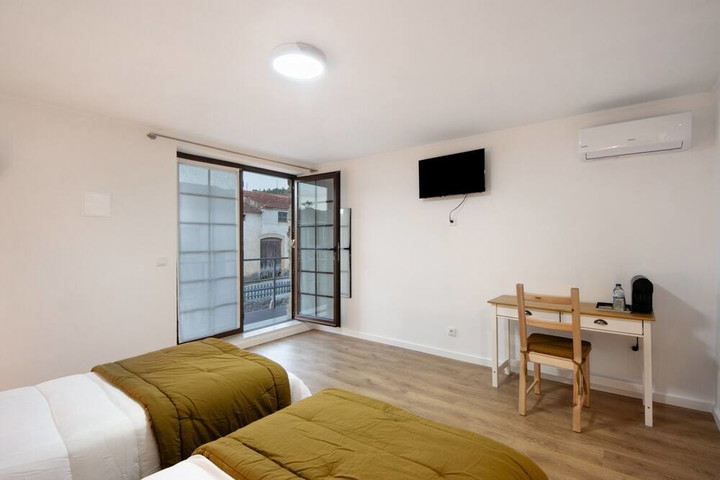Room 'Quarto 3 Piso Superior - Quinta Df' With Mountain View, Wi-fi And Air Conditioning - Coimbra