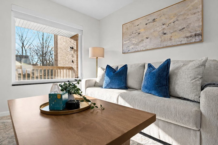 Comfortable 1br W/ In-unit Laundry + Wifi | Ideal For Extended Stays - Sterling Heights, MI