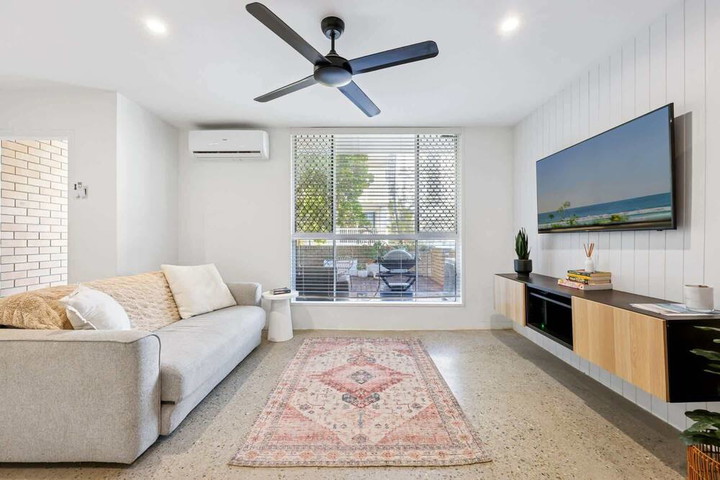 Spacious 1-bed Apartment In Coolangatta - Coolangatta