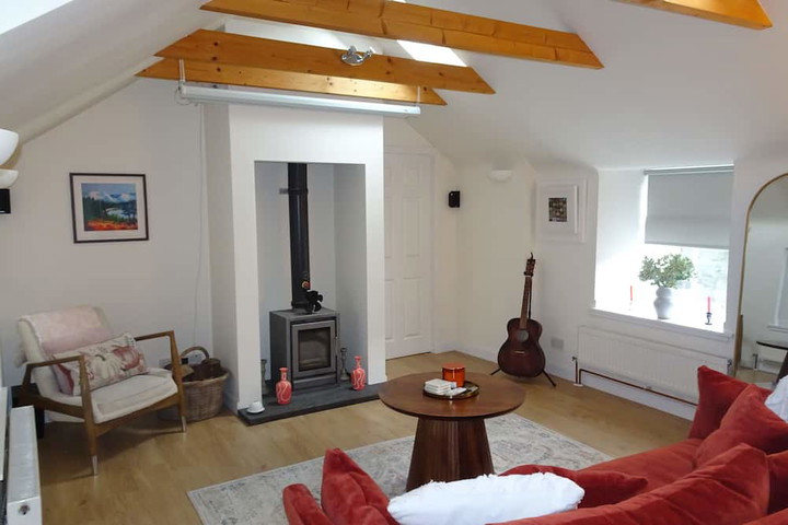 Birnam Nook - 2 Bed Cosy Cottage 10 Minute Walk From Dunkeld. Pet Friendly. - Dunkeld, UK