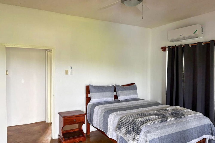 Perfect View - Private Upstairs In Shared House - Port Antonio
