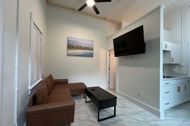 Thermal Retreat Downtown Fast Wifi,parking,smarttv - Hot Springs, AR