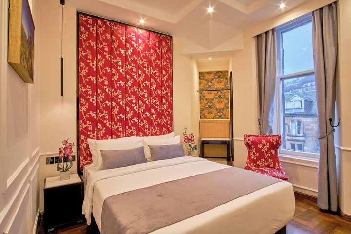 A Window To The Bay, Walk To The Past Stay By The Pier L 4 Rooms W/ Views - Oban
