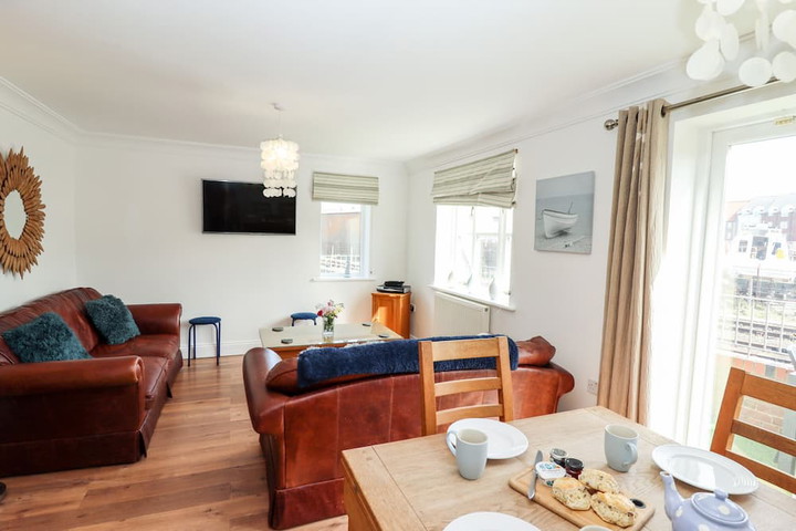 The Railway Retreat, Pet Friendly, With A Garden In Whitby - Staithes