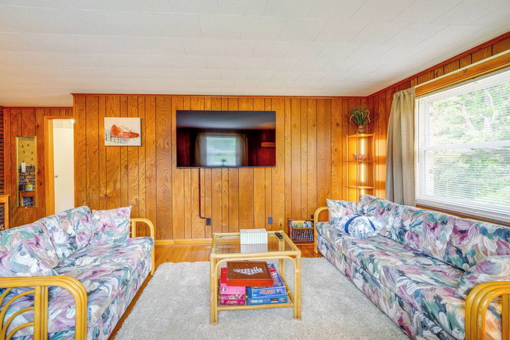 4 Mi To Off-road Park: Beckley Area Townhome - Beckley, WV