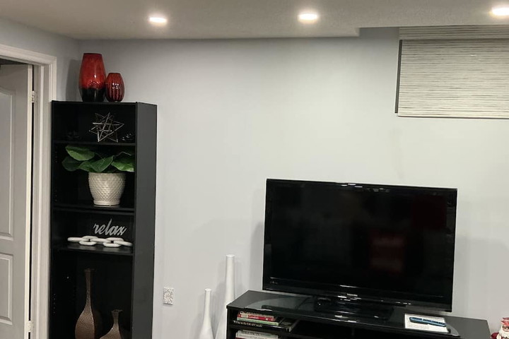 Suite Privée Moderne Et Cosy 2 Chambres, 5 Min En Voiture - Terrains De Sport Creditview & Sandalwood - Caledon