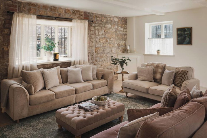 Luxury Gatehouse On Mathern Palace Estate - Hot Tub - 3 En-suite Bedrooms - Chepstow