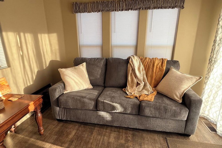 The 303 Desert Retreat With Mountain Views Rent Whole House Near Casa Grande - Casa Grande, AZ