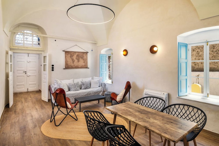 Aerie Neoclassical By Thireon Charming 2-bedroom Villa In Oia With Ac, - Santorini