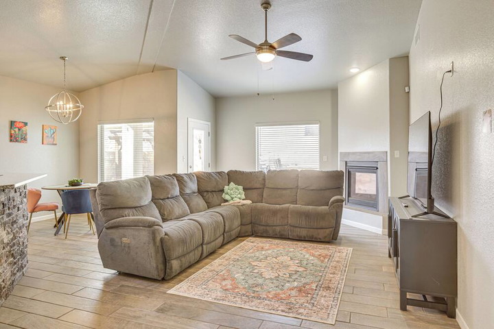 Near Parks & Venues: Upper Valley Family Home! - Santa Teresa, NM