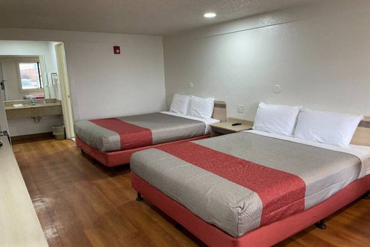 Spacious 2-bed Queen | Free Parking - Hagerstown, MD