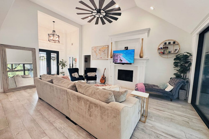 Private Georgetown Estate-pool, Sport Court & Luxury Amenities - Georgetown, TX