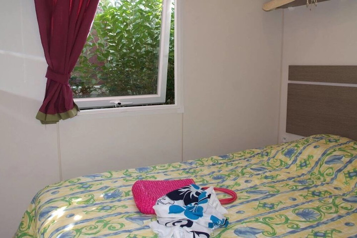 Zecamping 4 éToiles 1km Plage Parc Aquatique Mobil-home Tv 24m2 - Fréjus