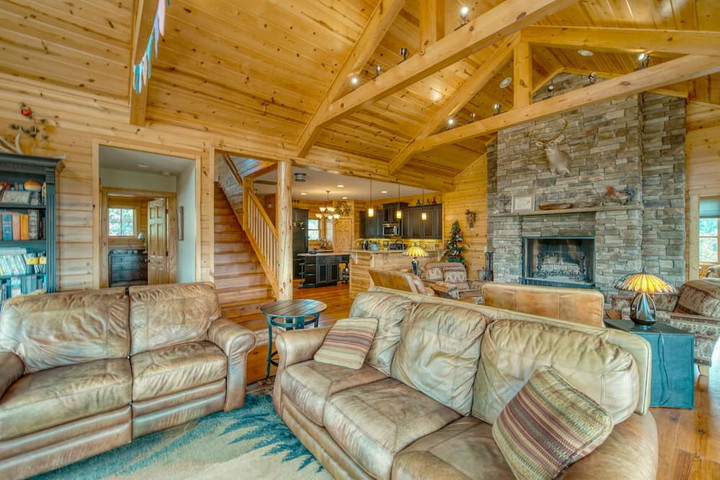 Unplugged In The Smokies - Murphy, NC