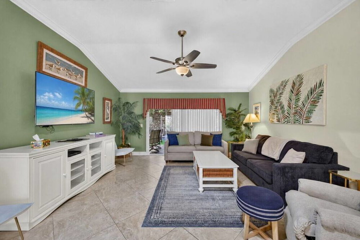 The Villages: Sumter Landing W/ Lanai & Patio! - The Villages, FL