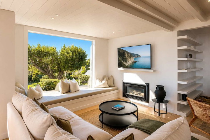 No.63 - Elevated Onetangi Retreat With Pool - Waiheke Island