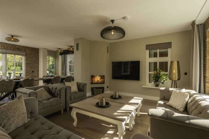 Het Landhuis By Interhome - Enschede