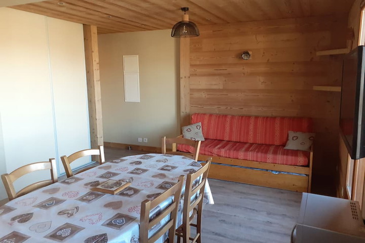 O'mikely : 6 Personnes - Rhône-Alpes