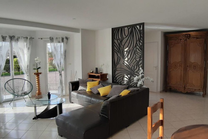 Quiet House In The Heart Of The D-day Beaches - Normandië