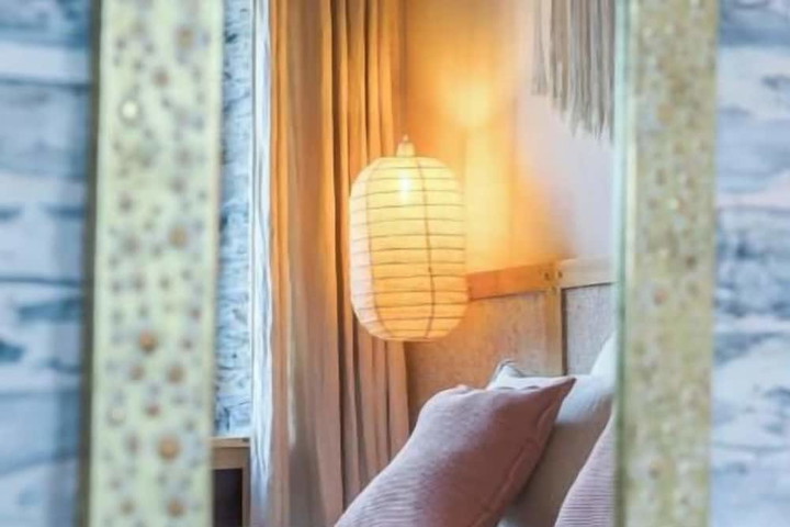 Comfortable Room, Close To The Beach, Breakfast - Cast
