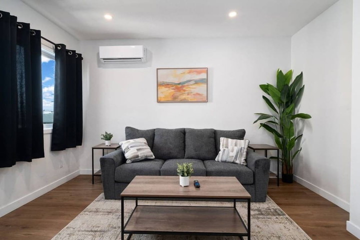 King Beds | Garage | 35 Min To Disneyland - Downey, CA