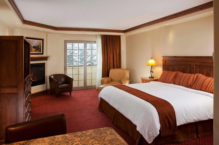 Wonderful Stay! Gorgeous Mountain View, Near Attractions, Hot Tub, Parking! - Vail, CO