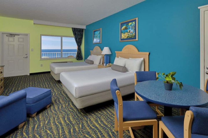 Palmetto | Classic Qq + Kitchen | Family Beach Trip | Gulf View - Panama City Beach, FL