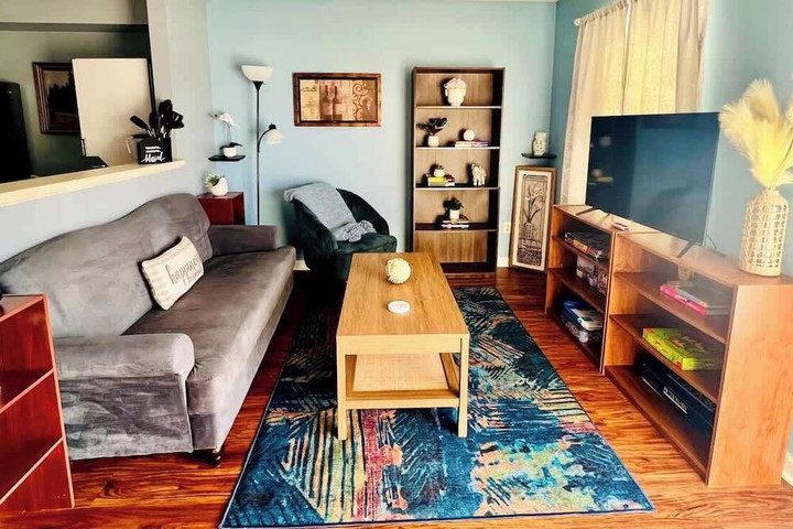 Au Condo Getaway Across From Vet School - Kitchen, Pools, Queen Br, Pets Welcome - Auburn, AL