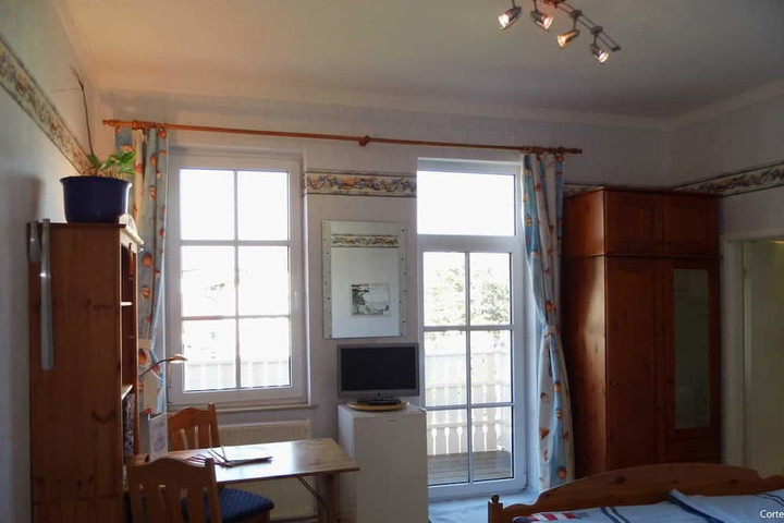Doppelzimmer Allergikergerecht Mit Balkon - Pension Villa Erika - Rügen