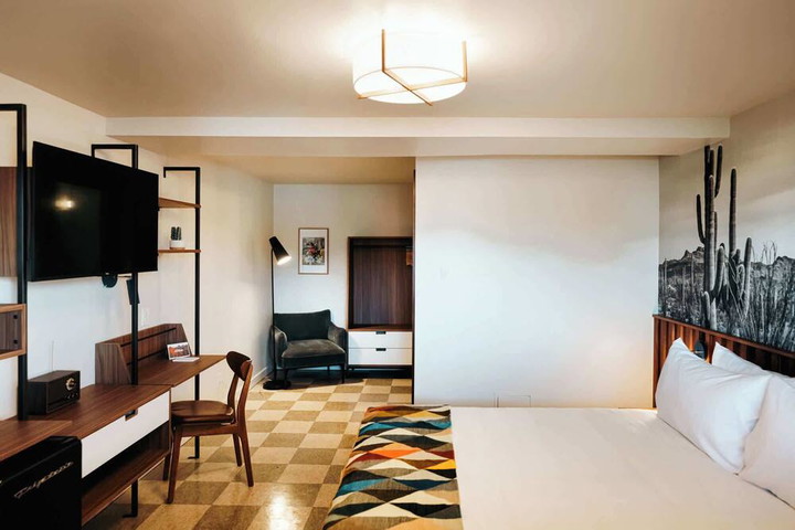 Cactus Country Hideout | La Vista Motel | 107 - Okinawa