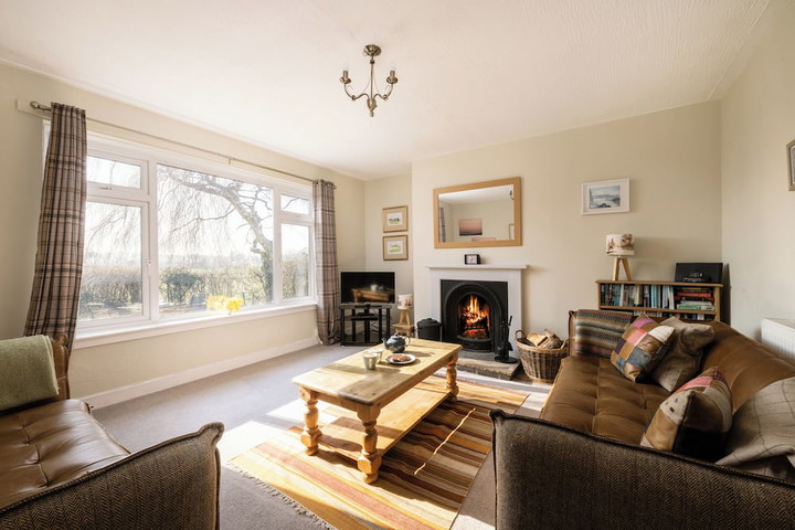 Kirktoun Cottage On Scottish Estate - Open Fire- Enclosed Garden- Beaches -Woods - Elgin