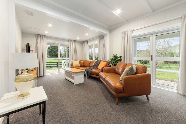 Karapiro Cottage 3 Bedrooms - Tīrau