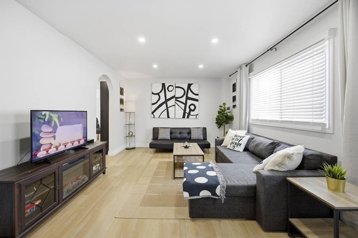 Bayside Serenity | Parking | Midland Cottage - Midland