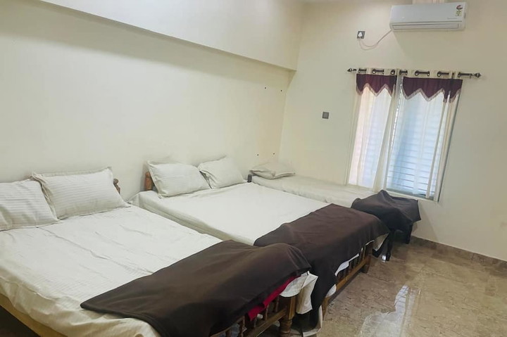 2 Houses & 5 Rooms  Spacious Homestay With And Without Ac In Honnavar, Karnataka - 