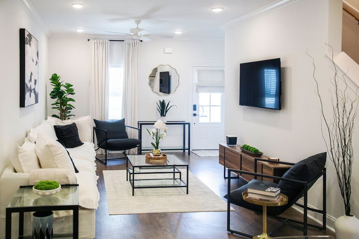 The Hurley, 3br Luxe Townhouse By Velvetditchvillas - Oxford, MS