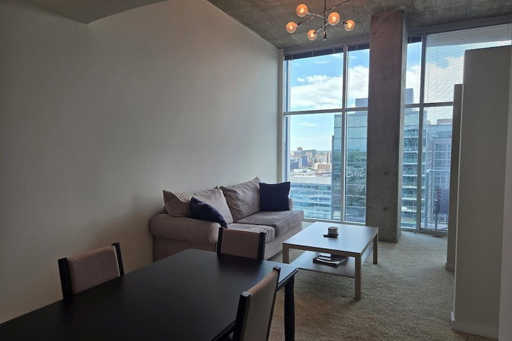 Glass House 21st Floor Condo With Amazing View - Denver, CO