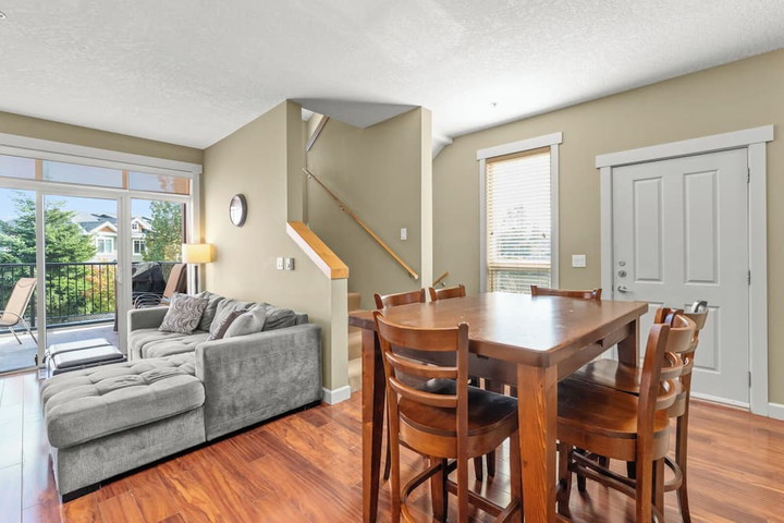 Spacious 3 Bedroom Townhome, Sooke, Bc - Sooke