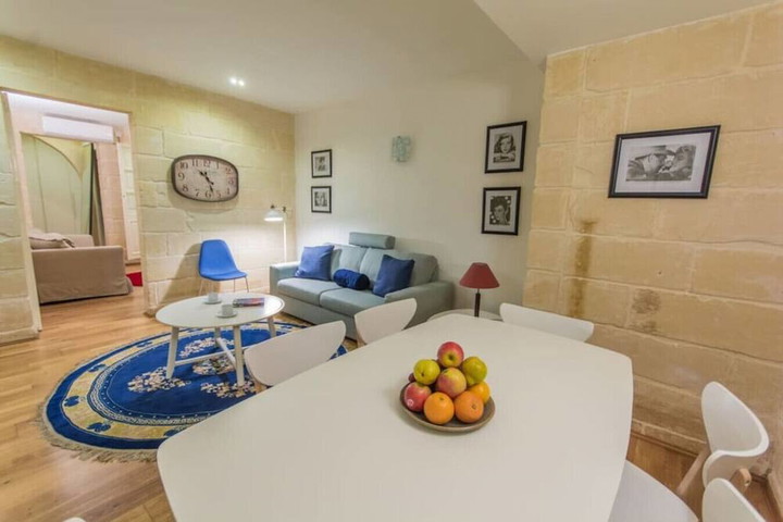 Spacious Central Valletta House - Valletta