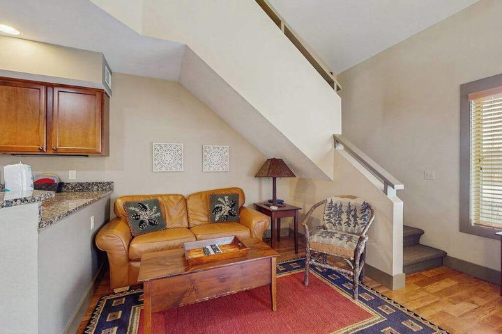 Mountain Condo At Crystal Mountain Resort - Walk To Lifts And Golf - Thompsonville, MI