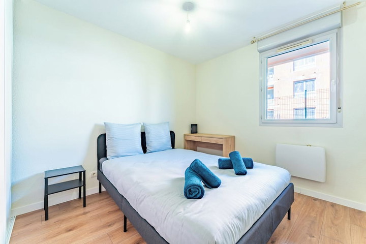 Spacieux T5 Toulouse Nord - Parking, Fibre & Calme - Blagnac