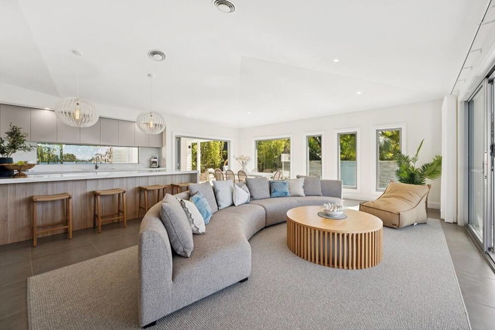 Gerald's Break Away - Pet Friendly, Style And Luxury With Pool - Coffs Harbour