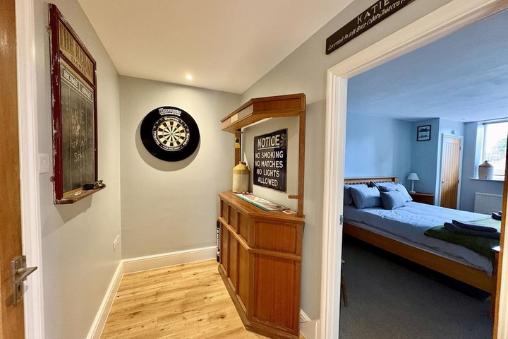 Flat 1, Waterloo Apartments - Frome