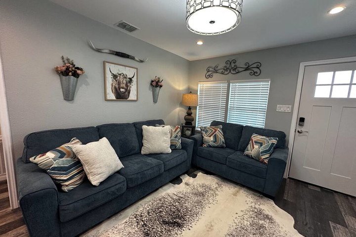 Kings Villa 2 Bedroom- 1 Bath Near Tx A&m University - Kingsville, TX