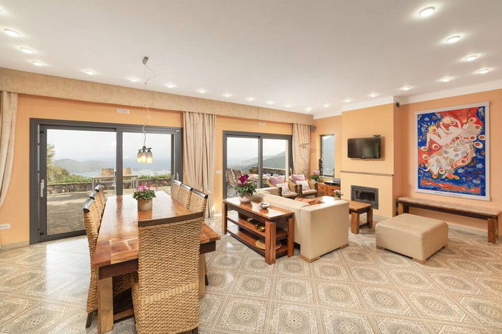 Pool, Sea View, Wlan, Well-kept Garden - Elounda