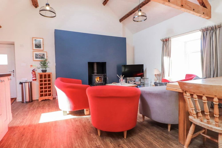 Hen Blas, Pet Friendly, Country Holiday Cottage In Aberdaron - Aberdaron